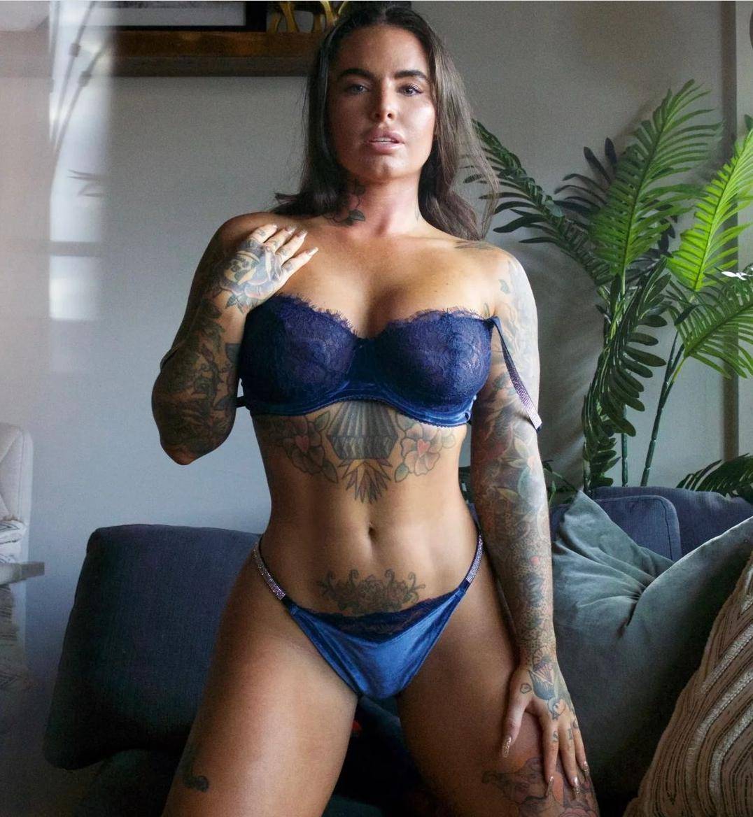 Christy Mack | Scrolller