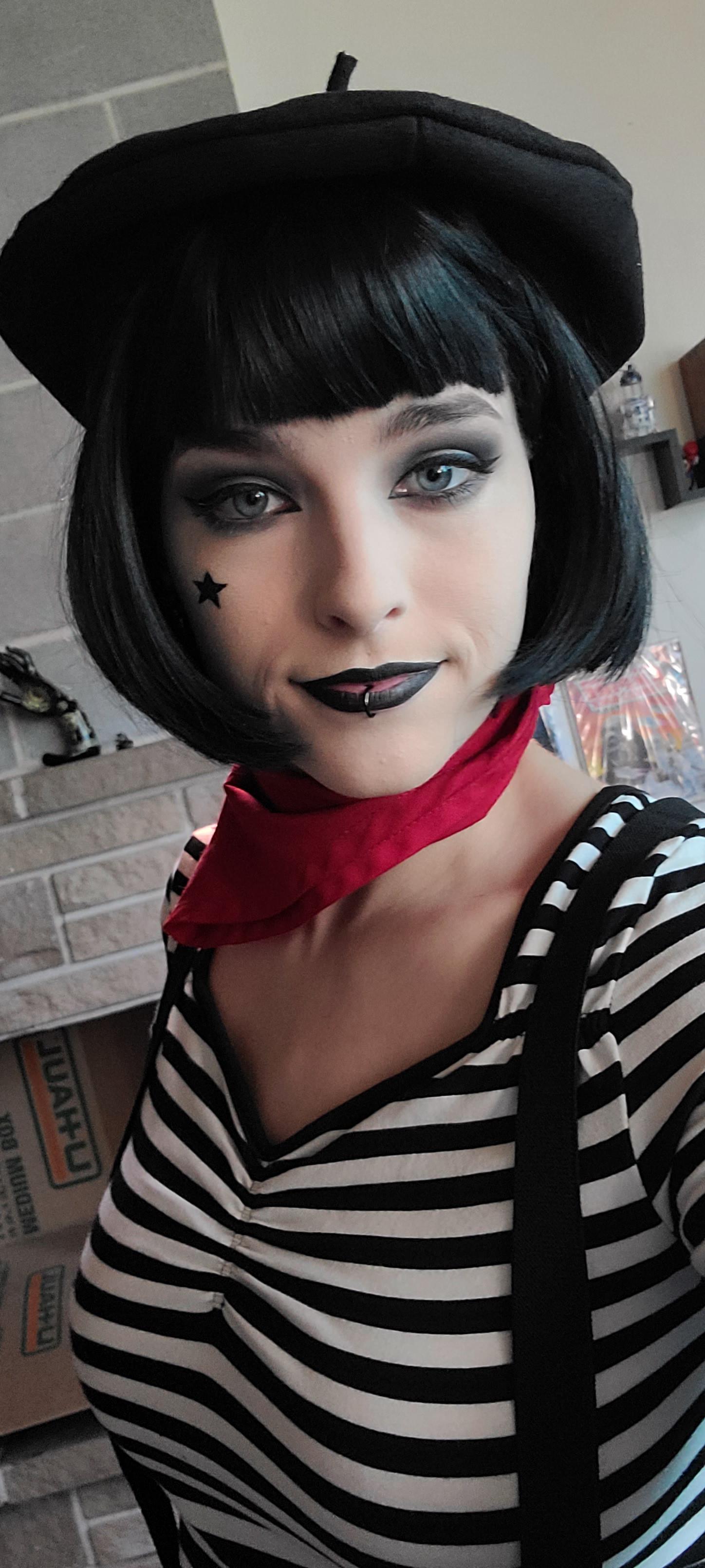 Chuchu Cosplay Scrolller