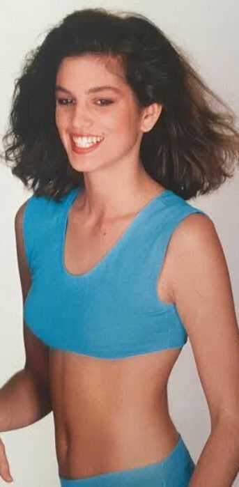 Cindy Crawford, 1982. | Scrolller