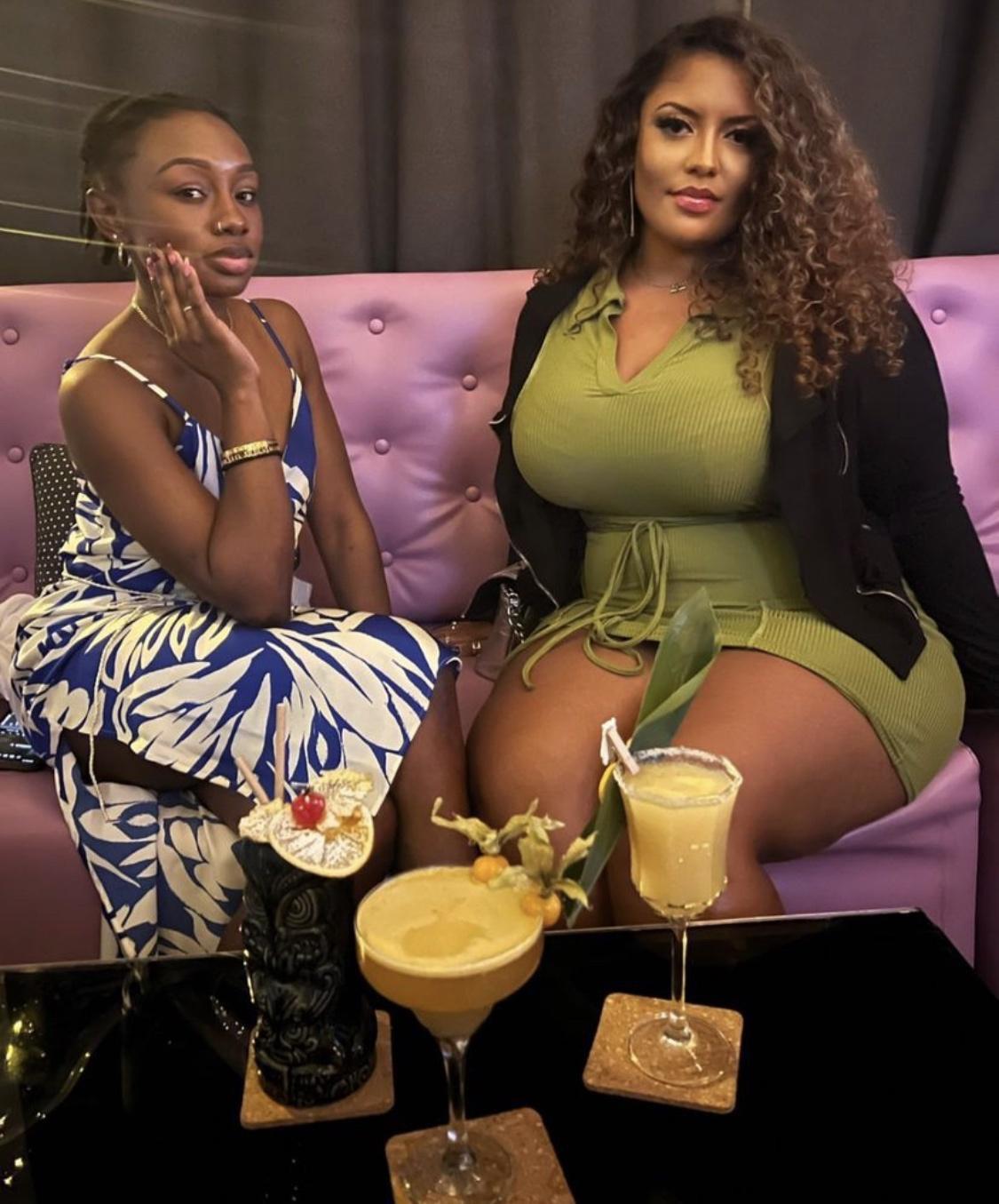 Cocktails | Scrolller