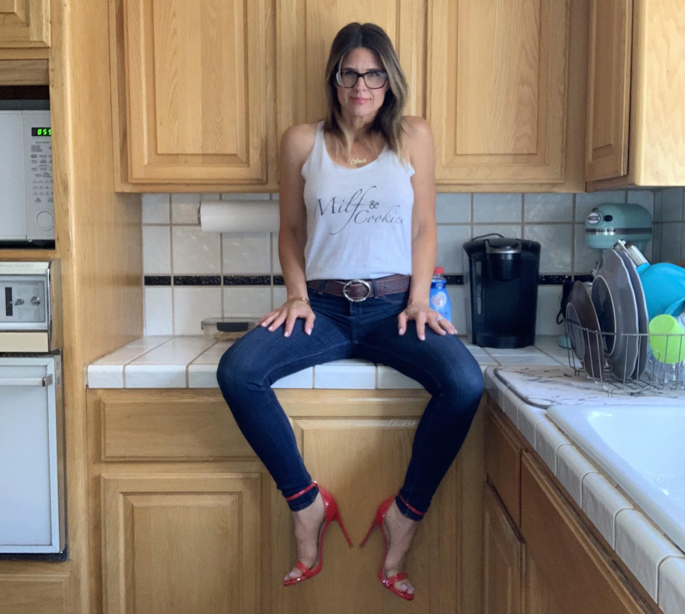 Come and get a snack | Scrolller