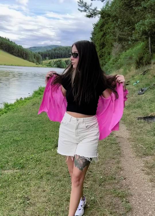 Come bend me over and give me a nice pounding? | Scrolller