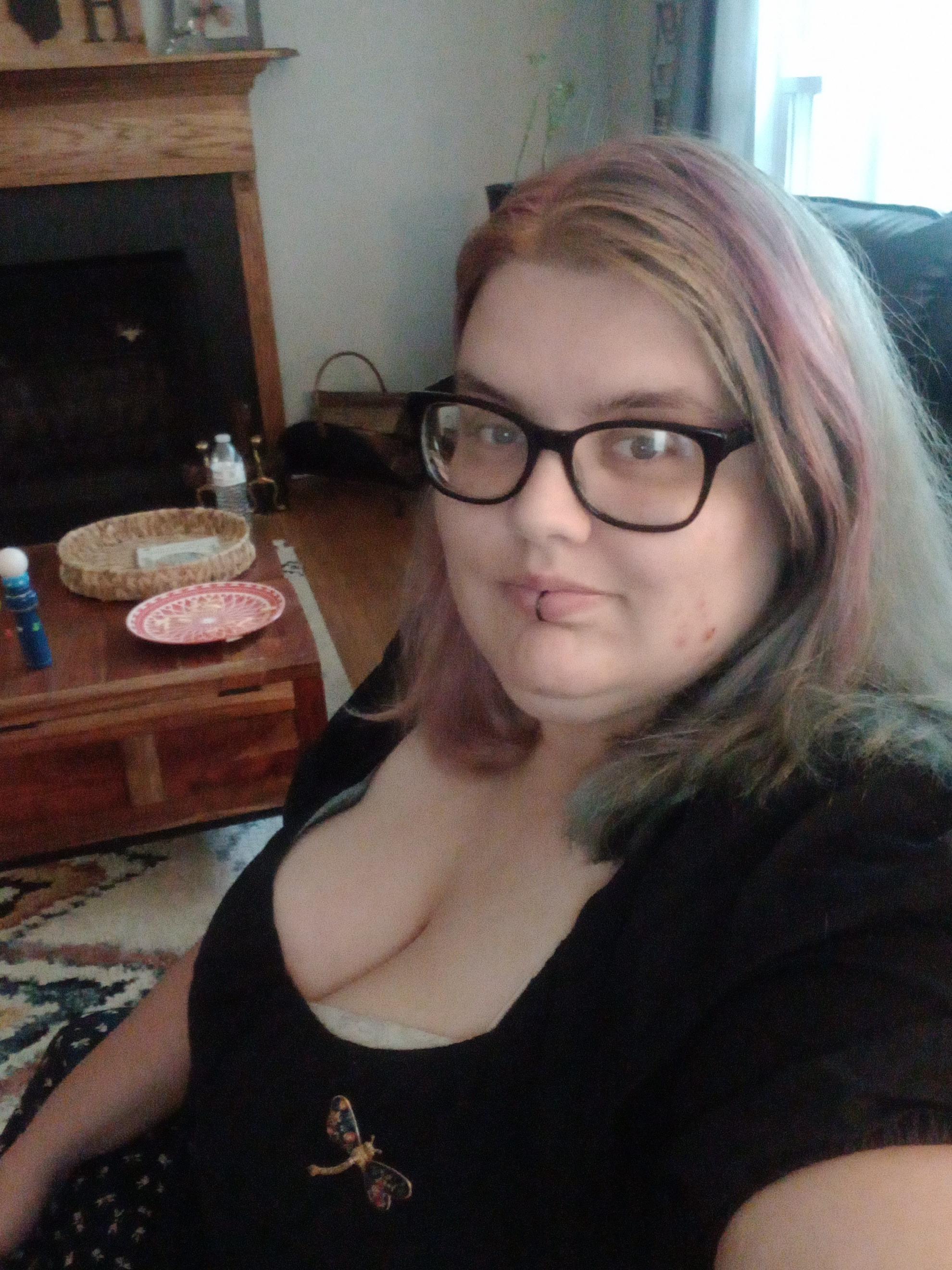 come rest your head on my chest and il tell you how good you've been | Scrolller