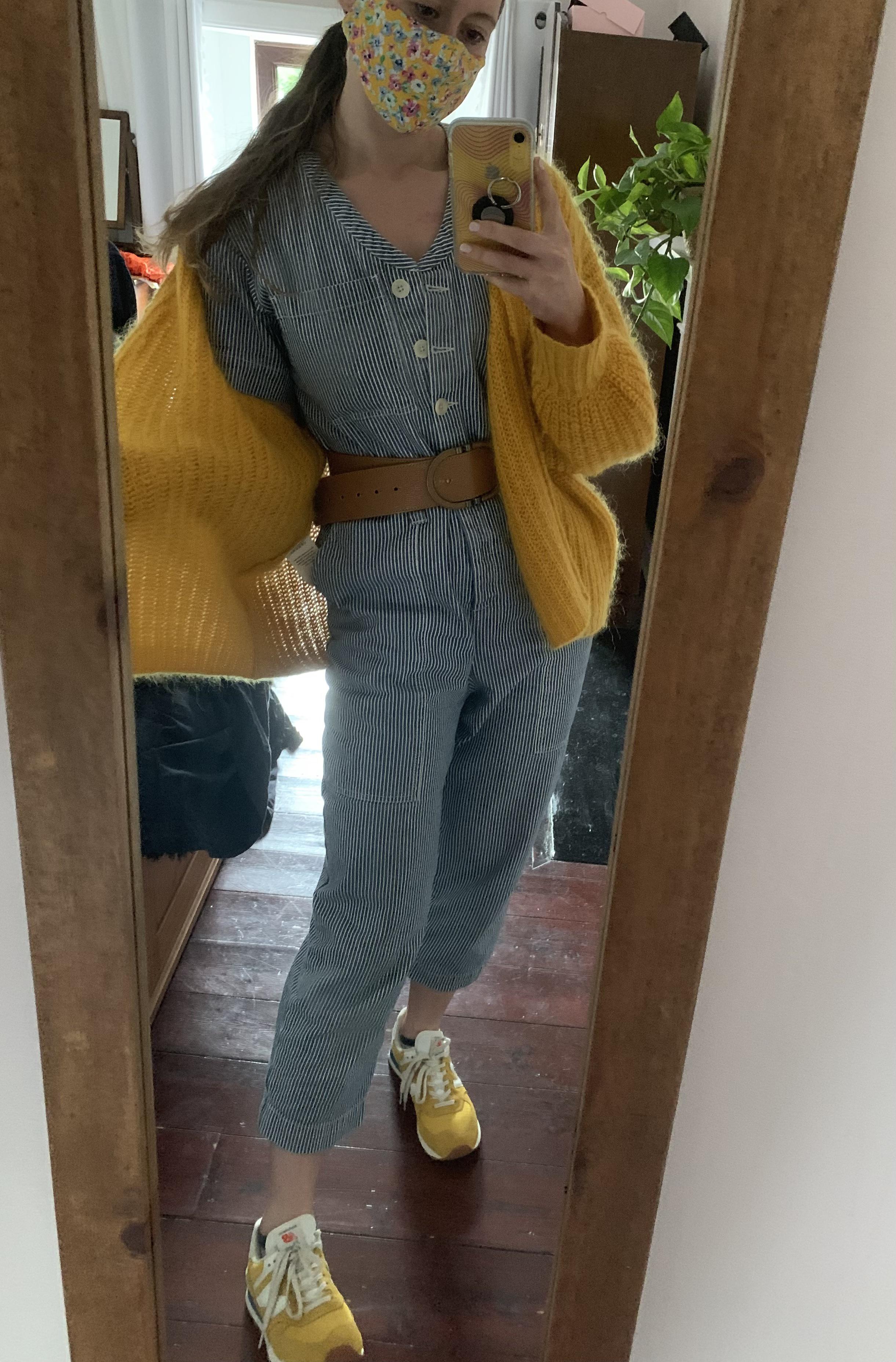 Comfy Saturdays in my favourite colour - yellow! | Scrolller