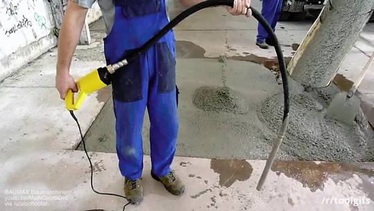 Concrete vibrator | Scrolller