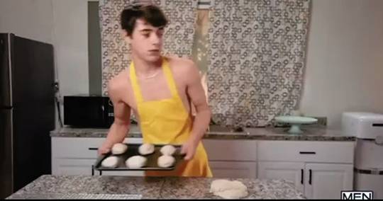 Cooking is fun | Scrolller