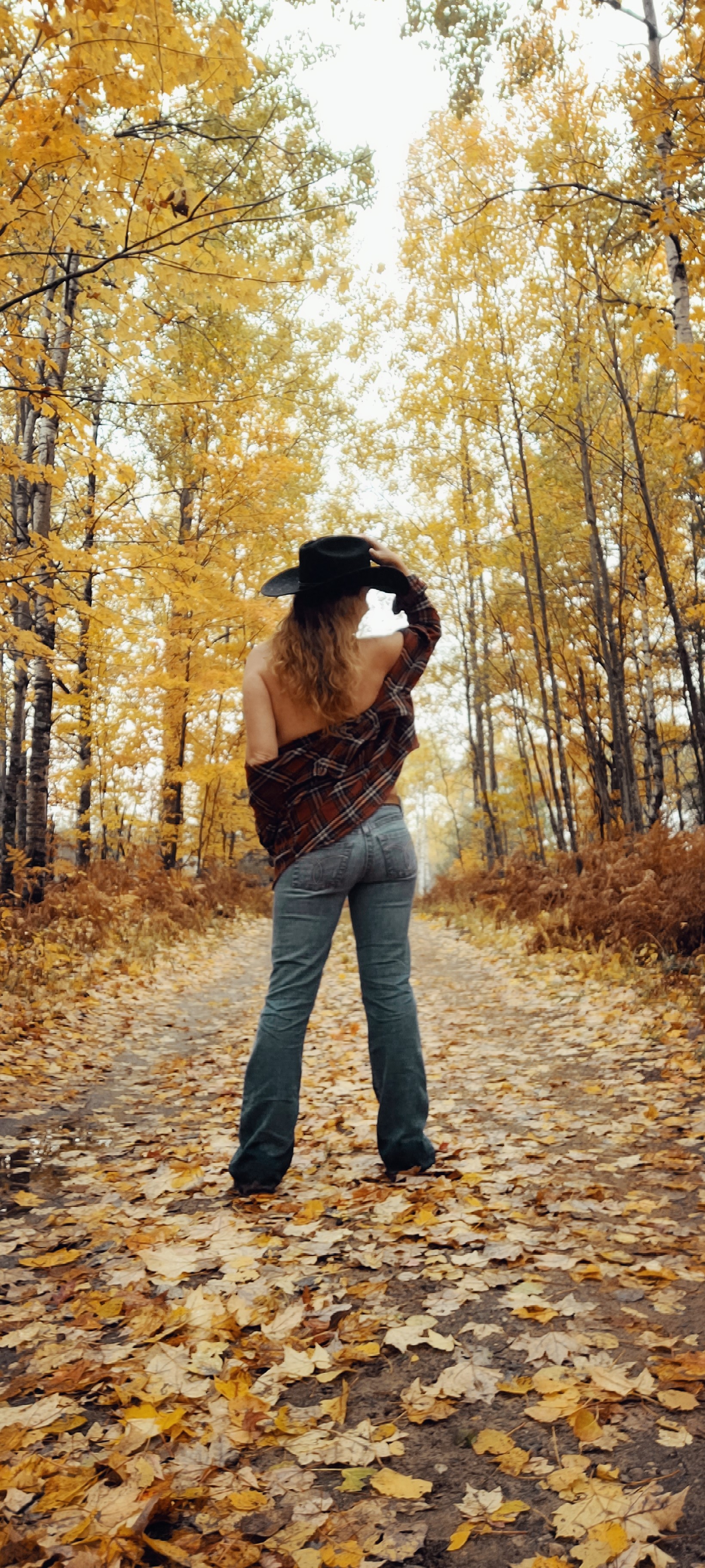 Cowgirl or reverse cowgirl? | Scrolller