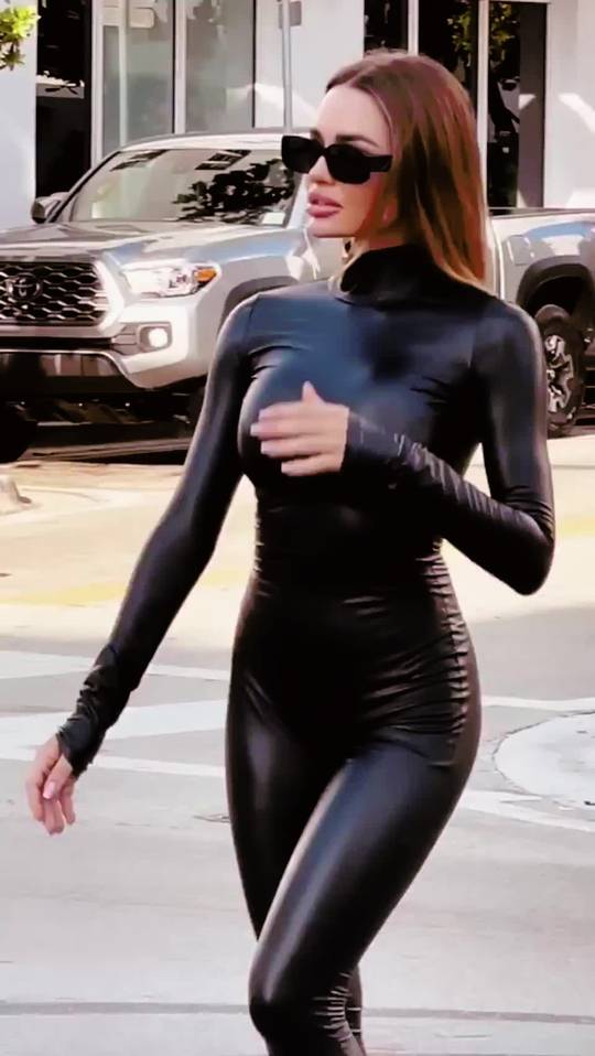 Crossing the street | Scrolller