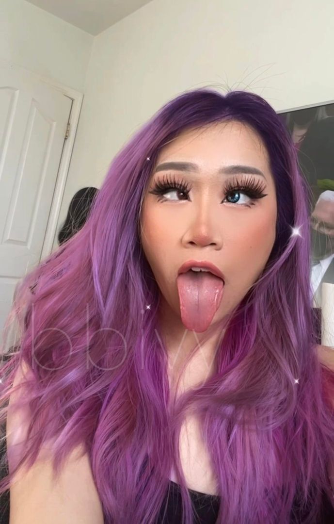 Ahegao | Scrolller