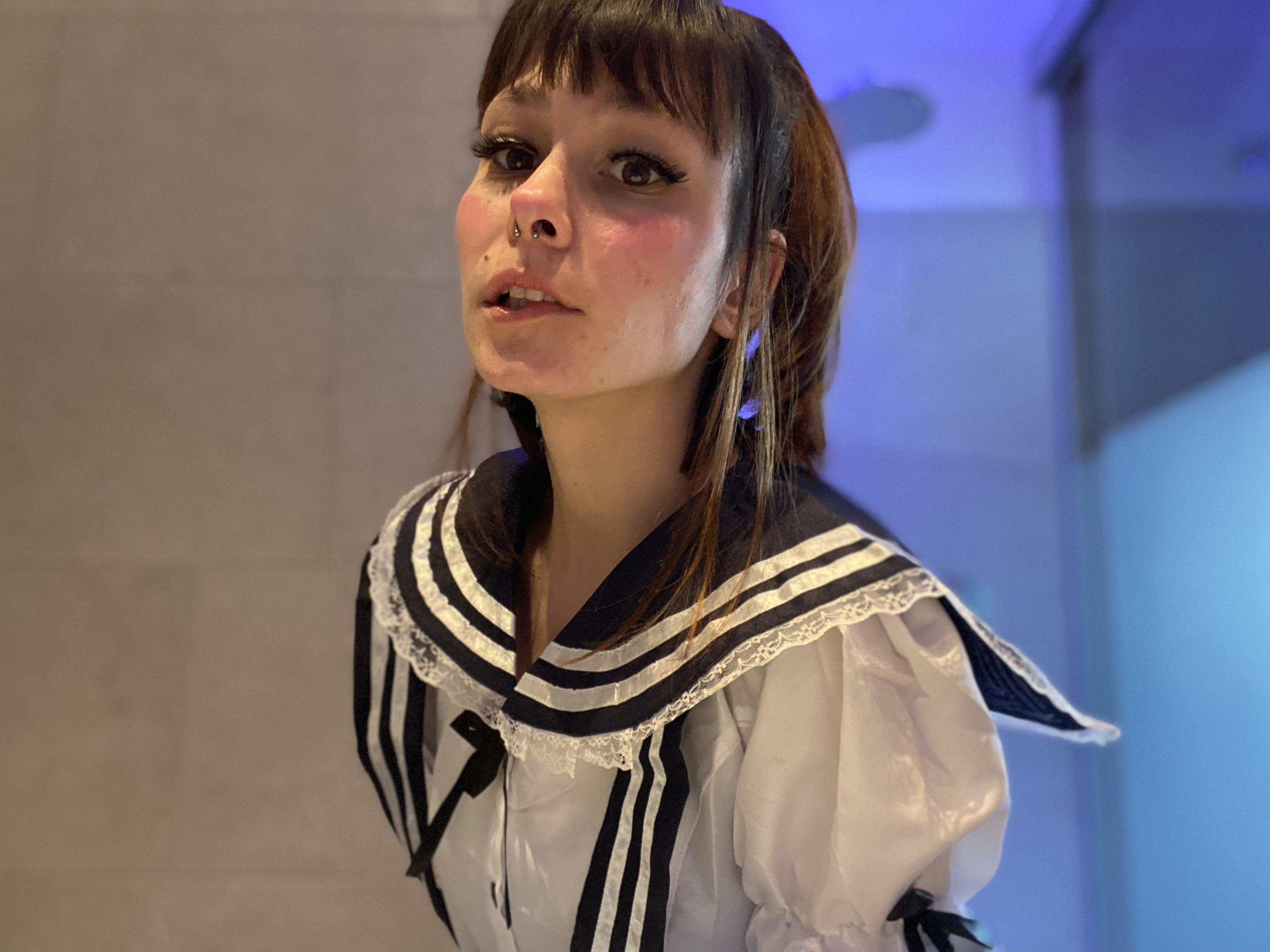 Cum In My Bangs😋 Scrolller
