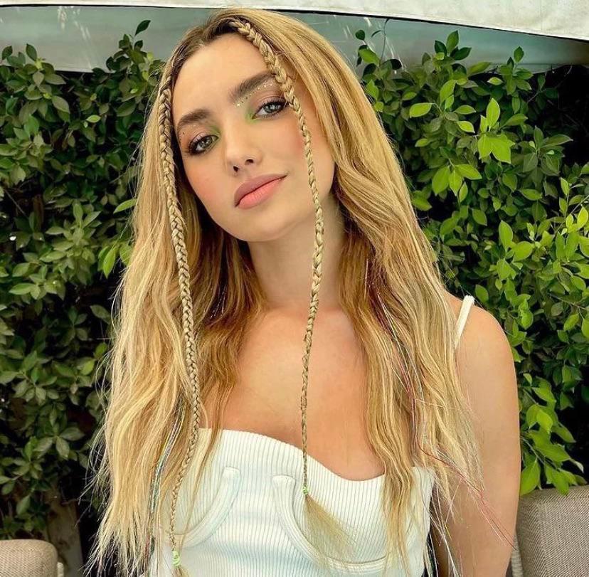 Cute braids | Scrolller