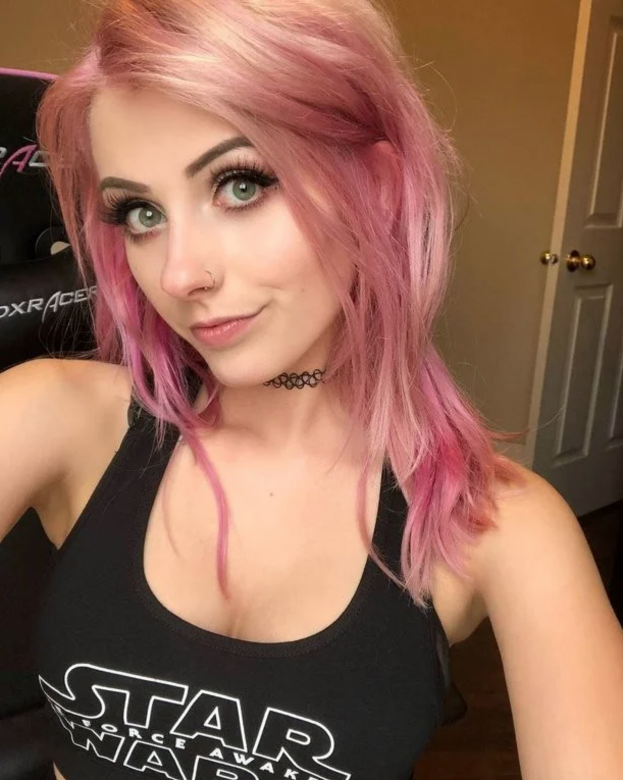 Cute EMO girl | Scrolller