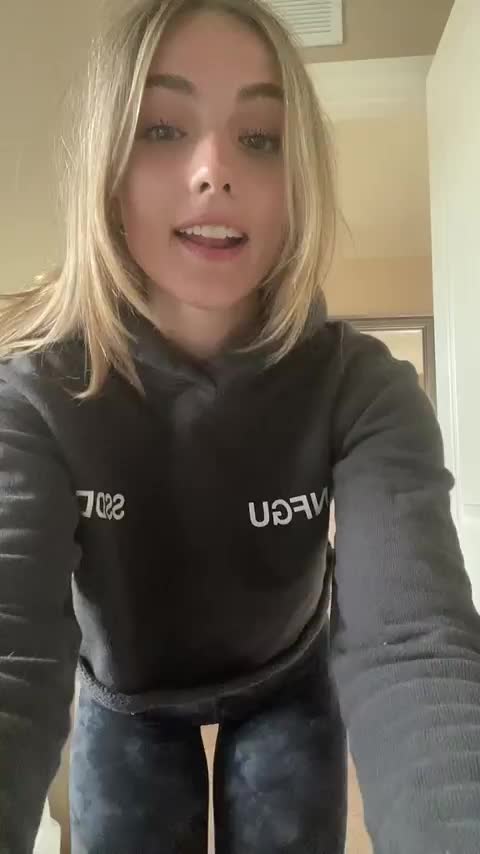 Cute gym fit | Scrolller