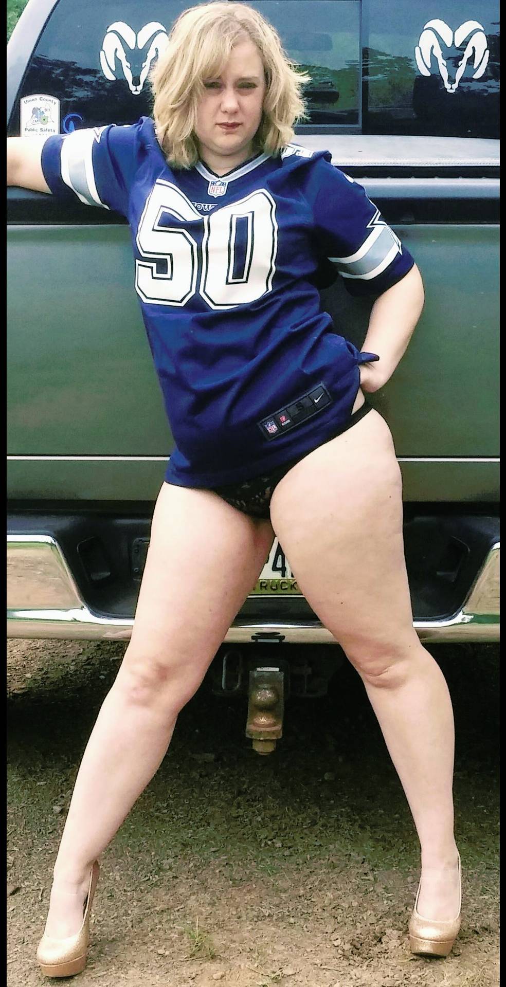 Dem Boyz, but those thighs | Scrolller