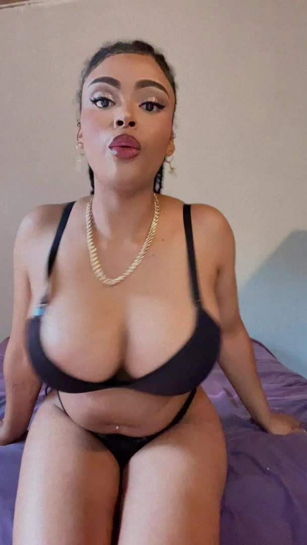 Describe me with one word | Scrolller