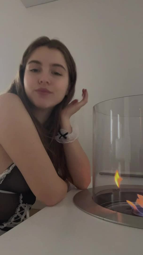 Did you order a new maid? | Scrolller