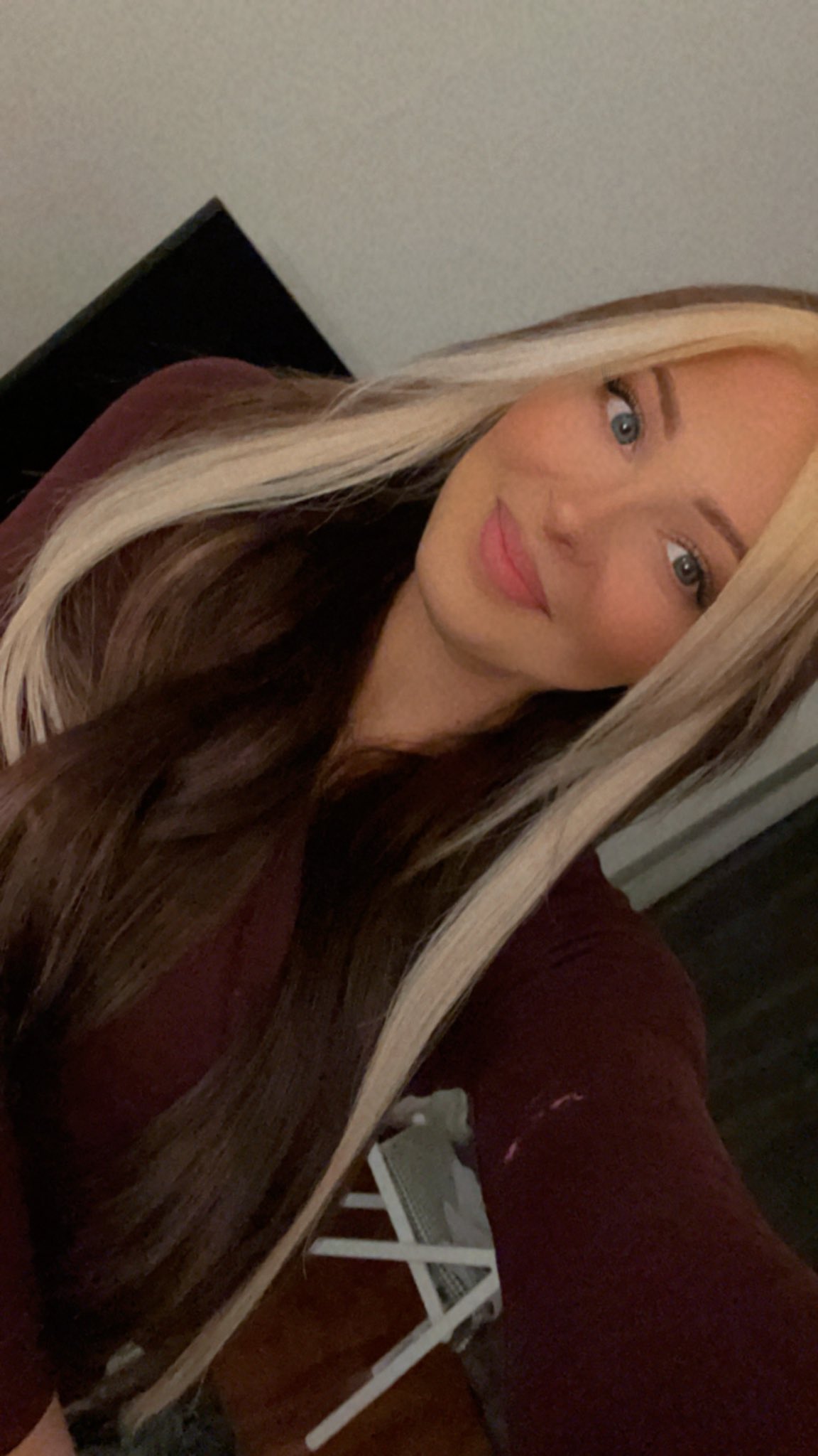 Die neue haarfarbe steht ihr 🥵 | Scrolller