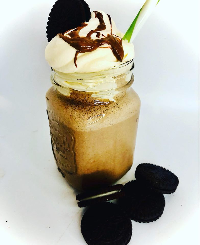 Dirty Oreo Milkshake | Scrolller