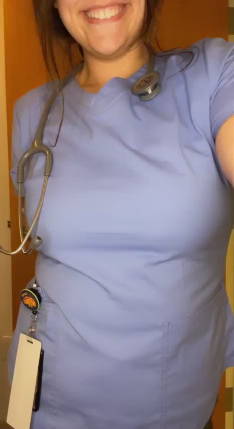 Do I look good in blue? | Scrolller