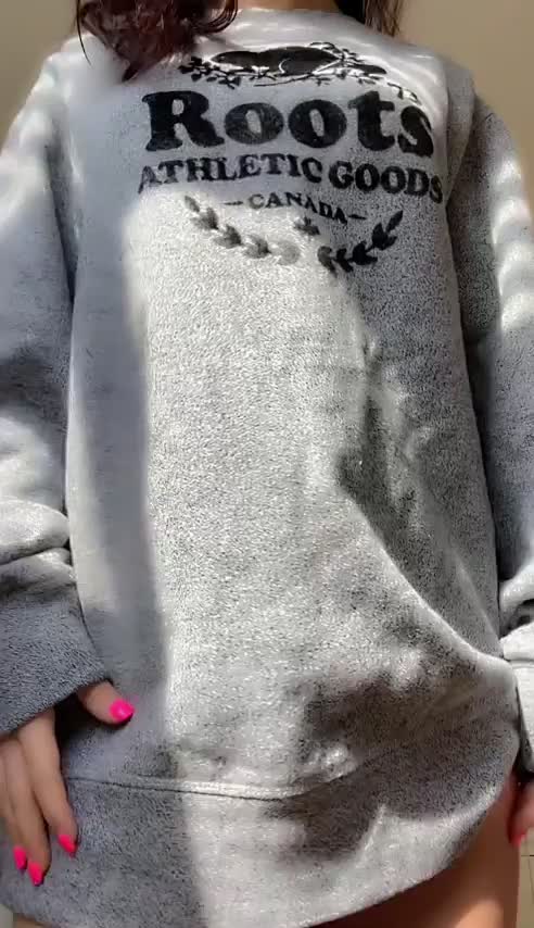 Do you like Canadian girls? | Scrolller