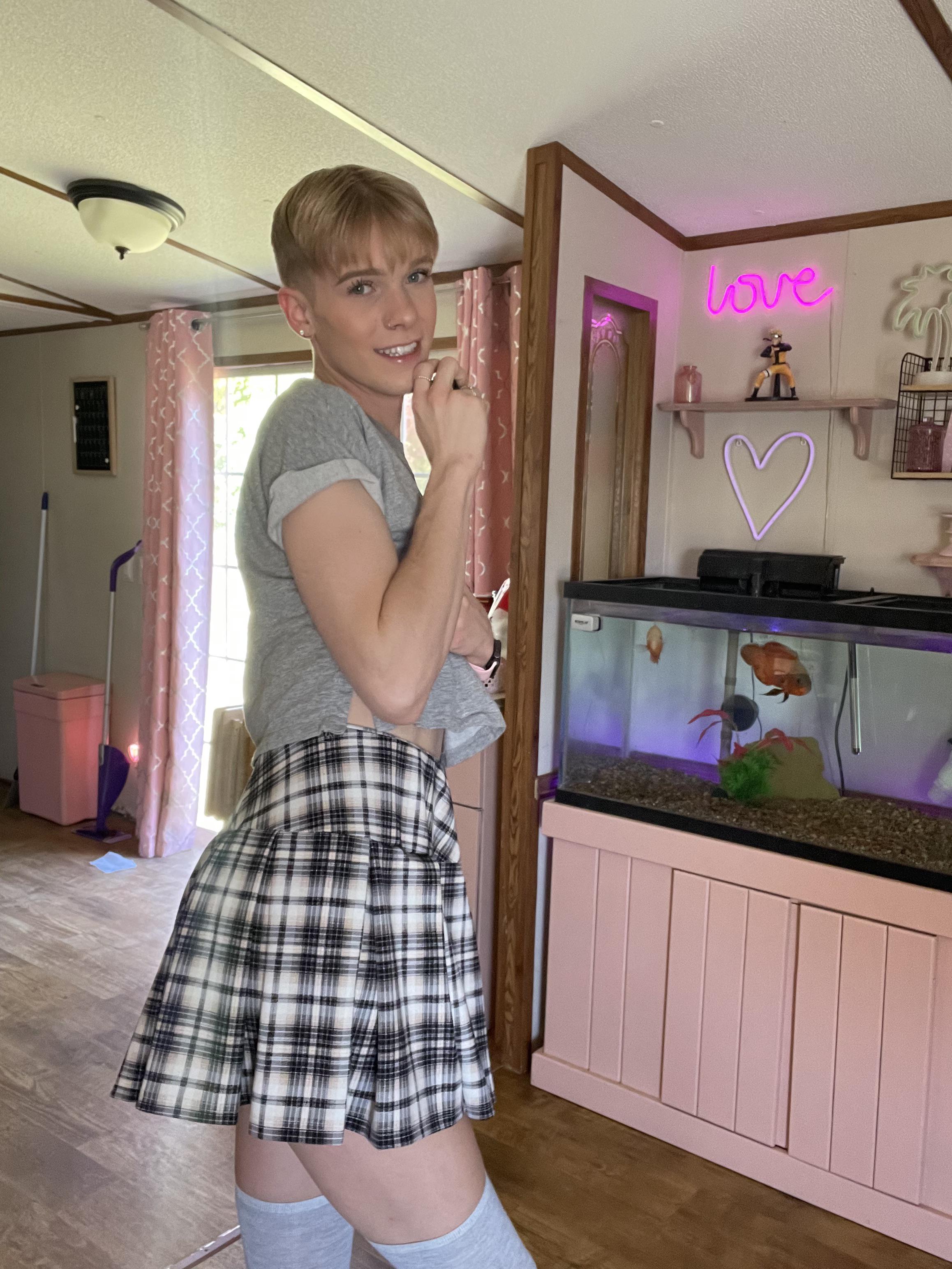 do you like plaid? 😁 | Scrolller