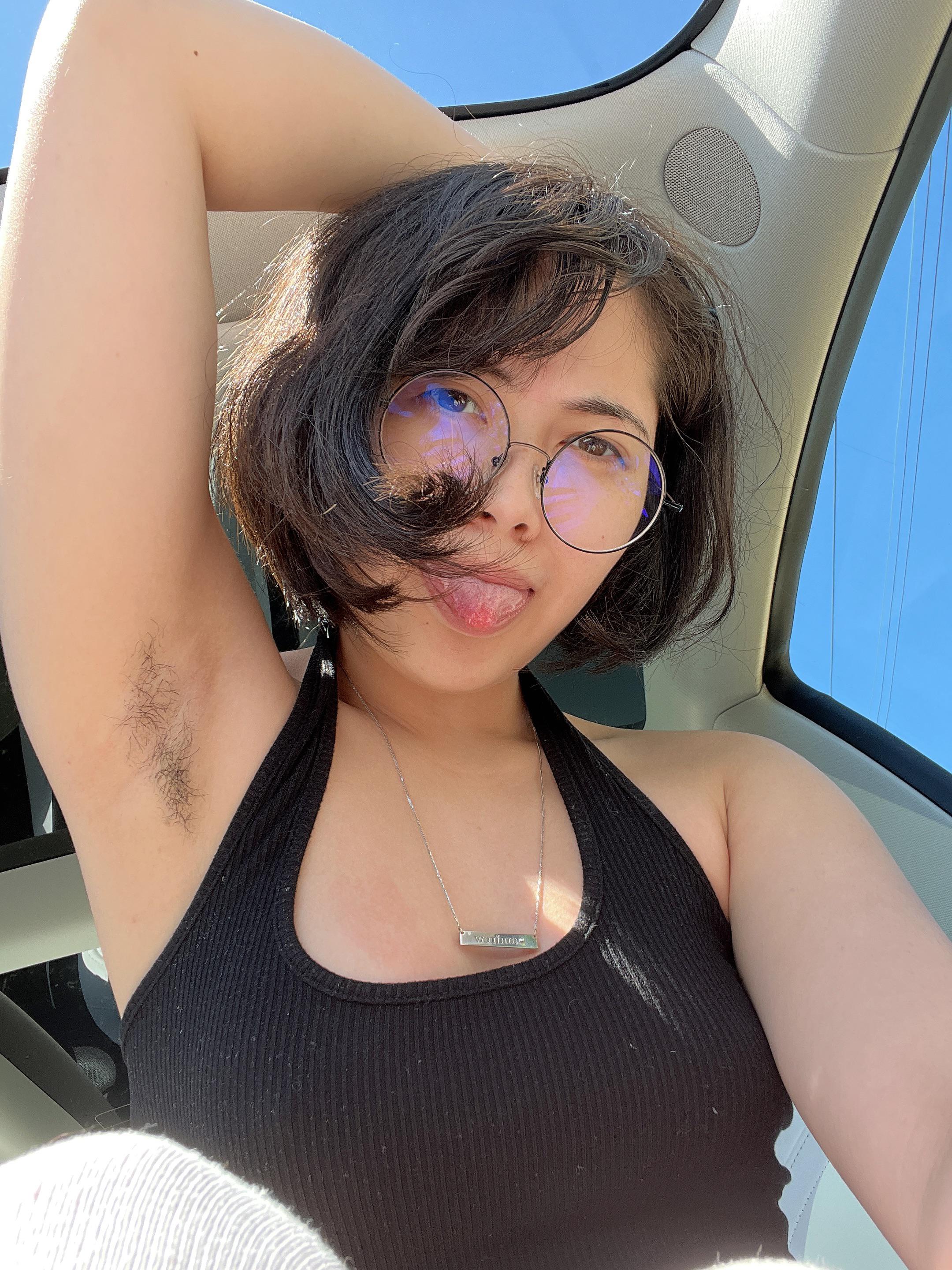 do you like them hairy ? 🫣💕 | Scrolller