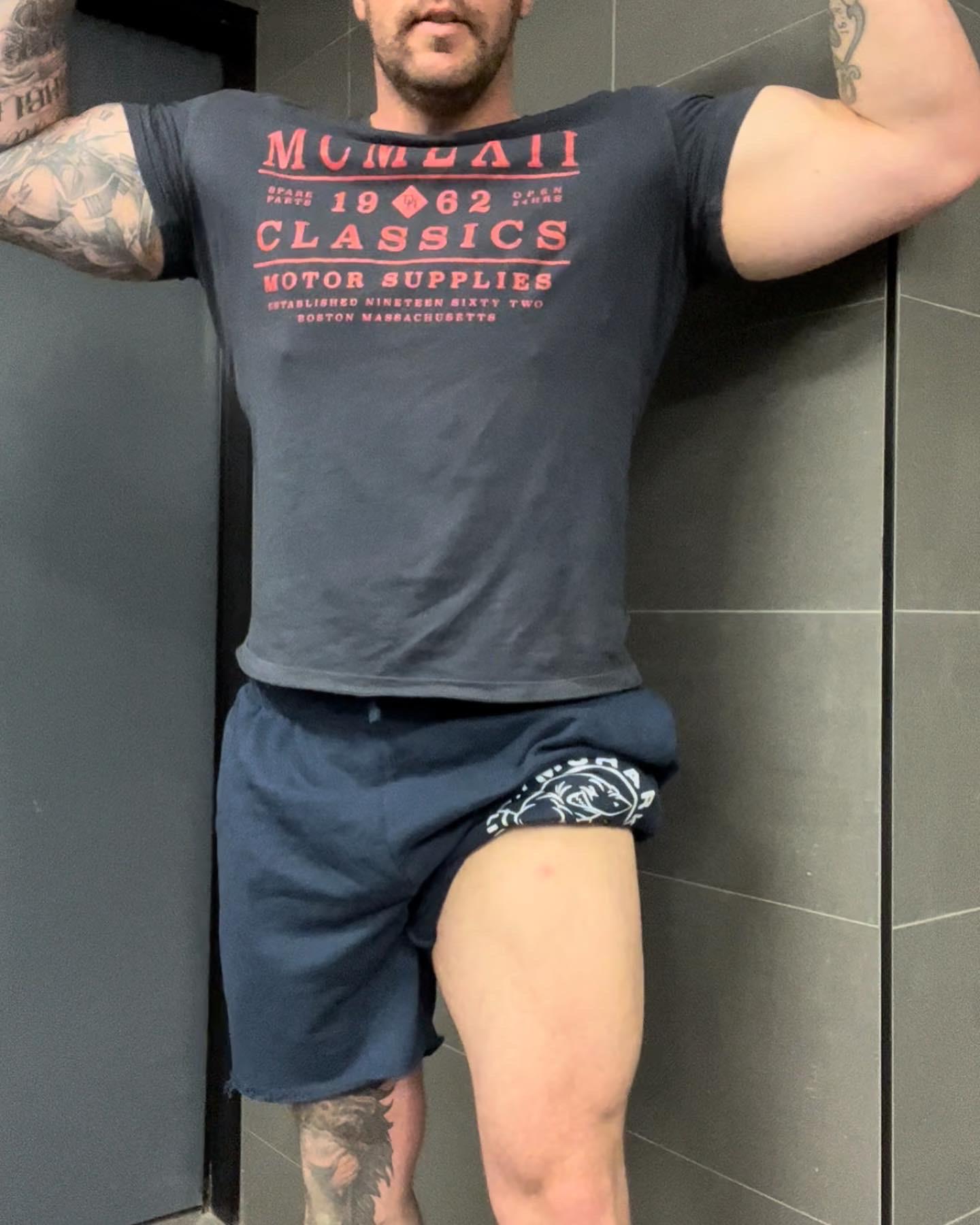 Do you like what you see | Scrolller