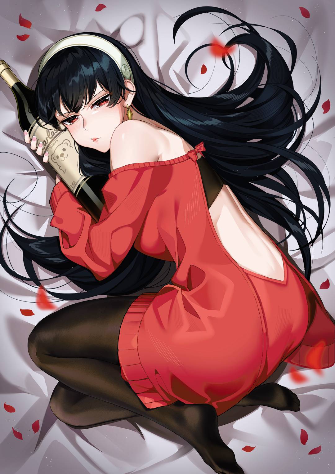 Don't take Yor's prized possession! [Spy x Family] | Scrolller