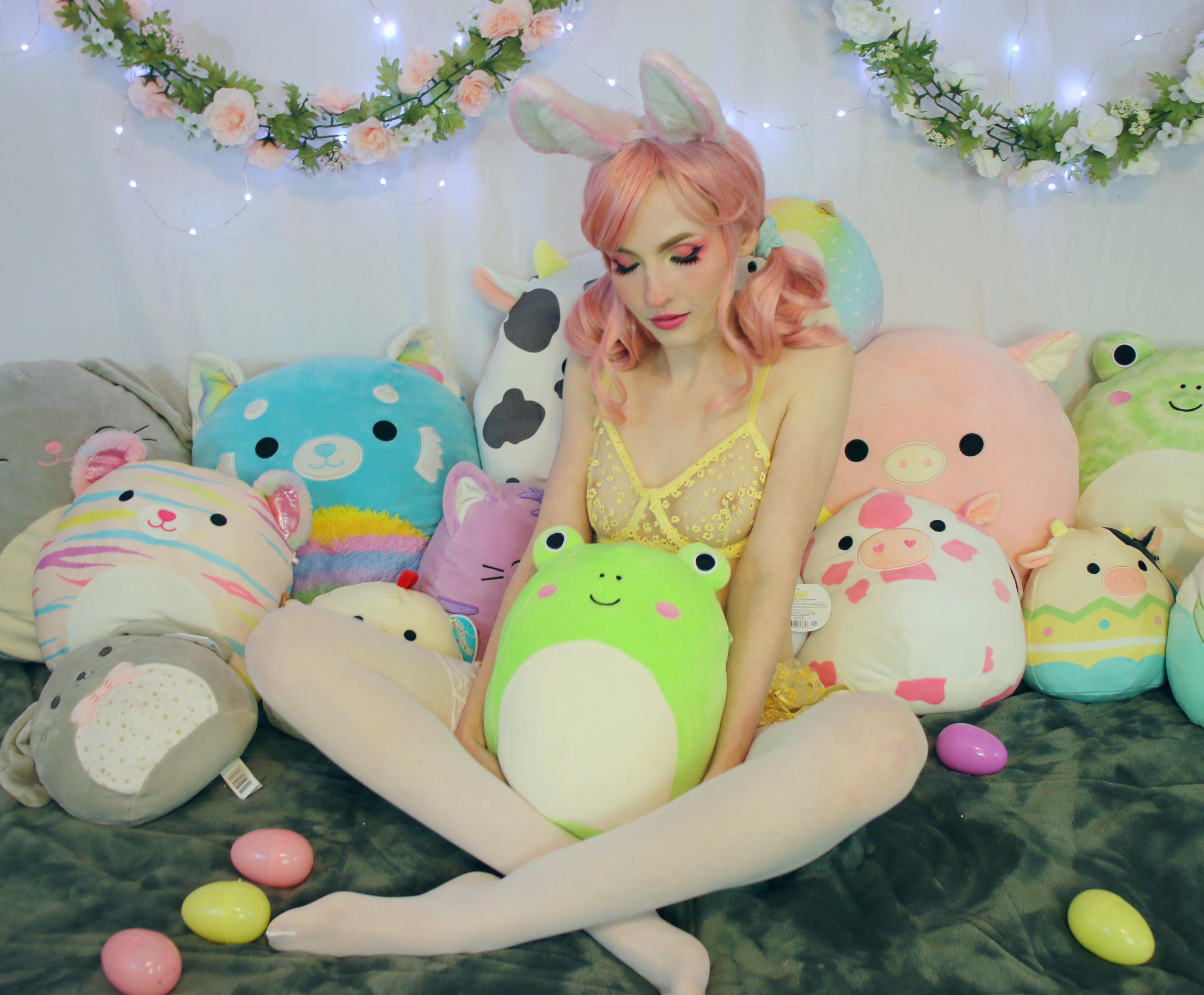 Easter bunny by Jade Valentine | Scrolller