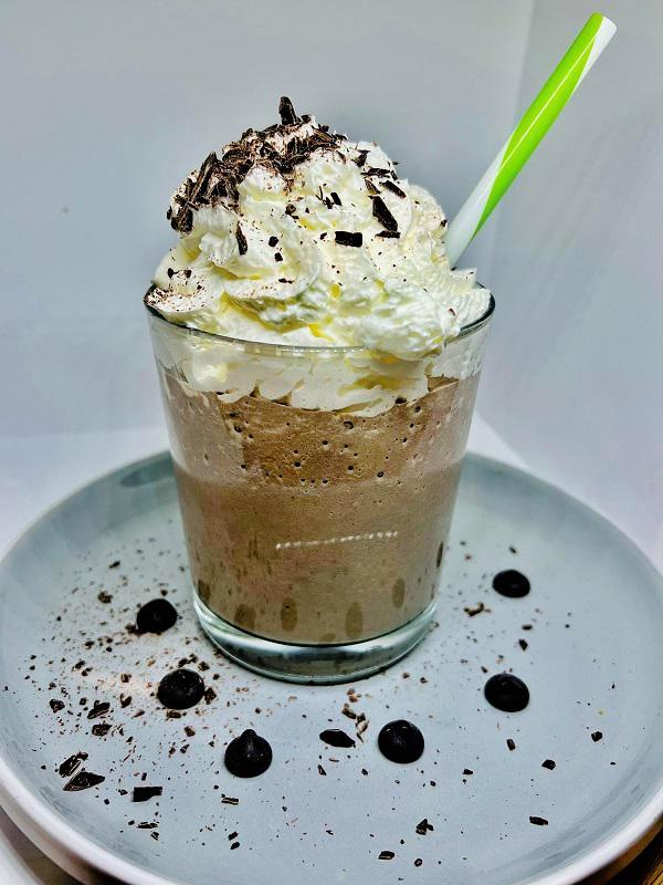 Easy Chocolate Baileys Milkshake | Scrolller