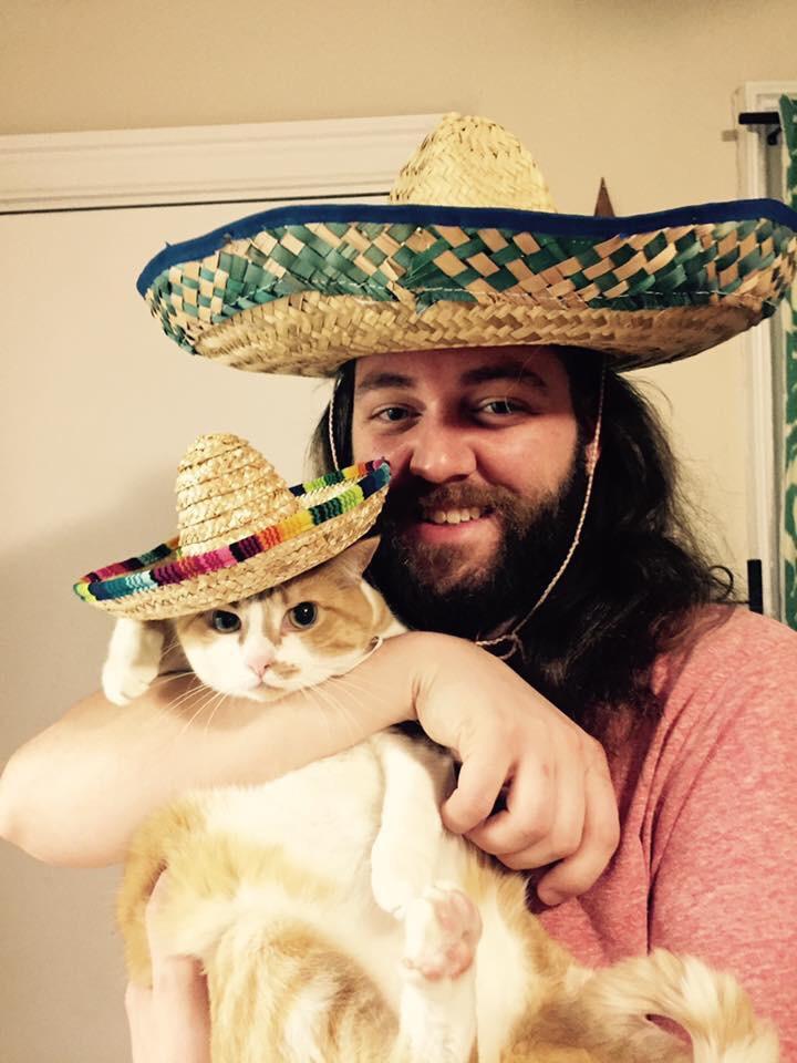 El Gato Ensombrerado! | Scrolller