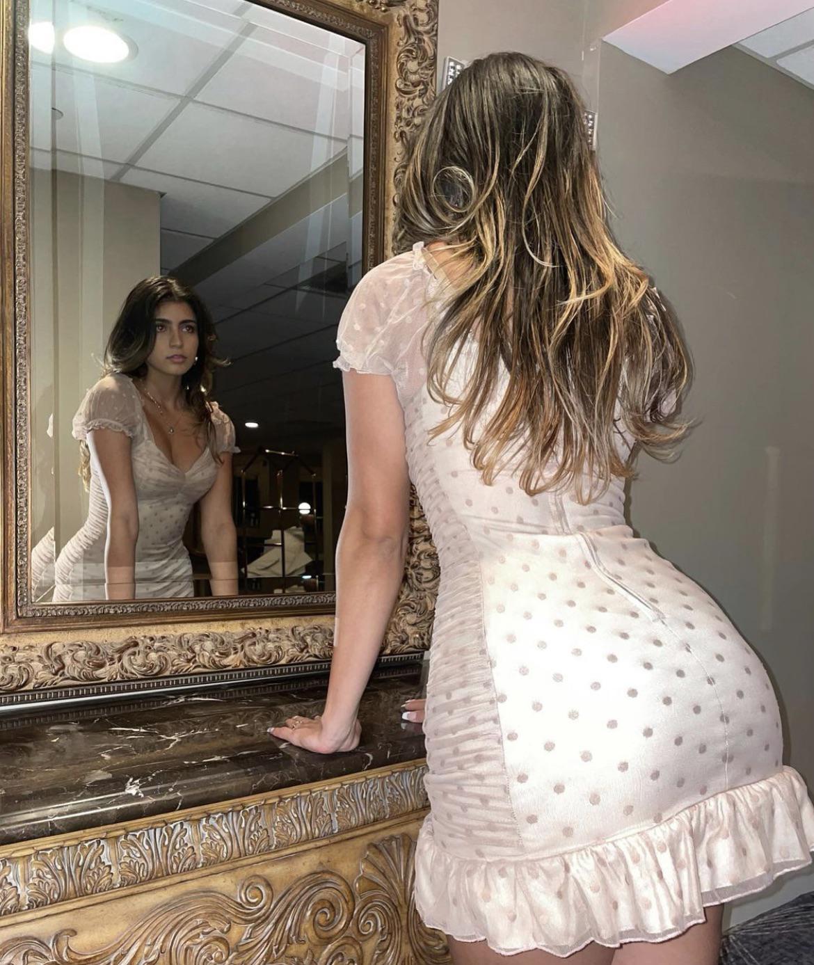Emily Noelle Scrolller