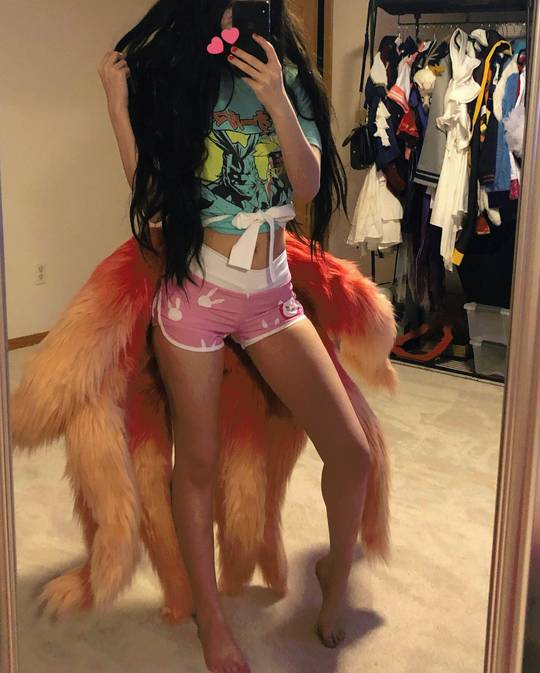 Emiru in tight DVA shorts | Scrolller