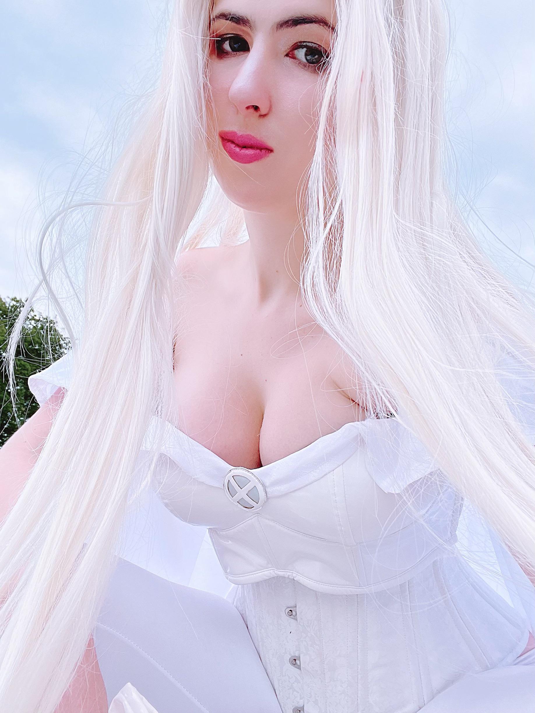 Emma Frost cosplay by Kessie Vao | Scrolller