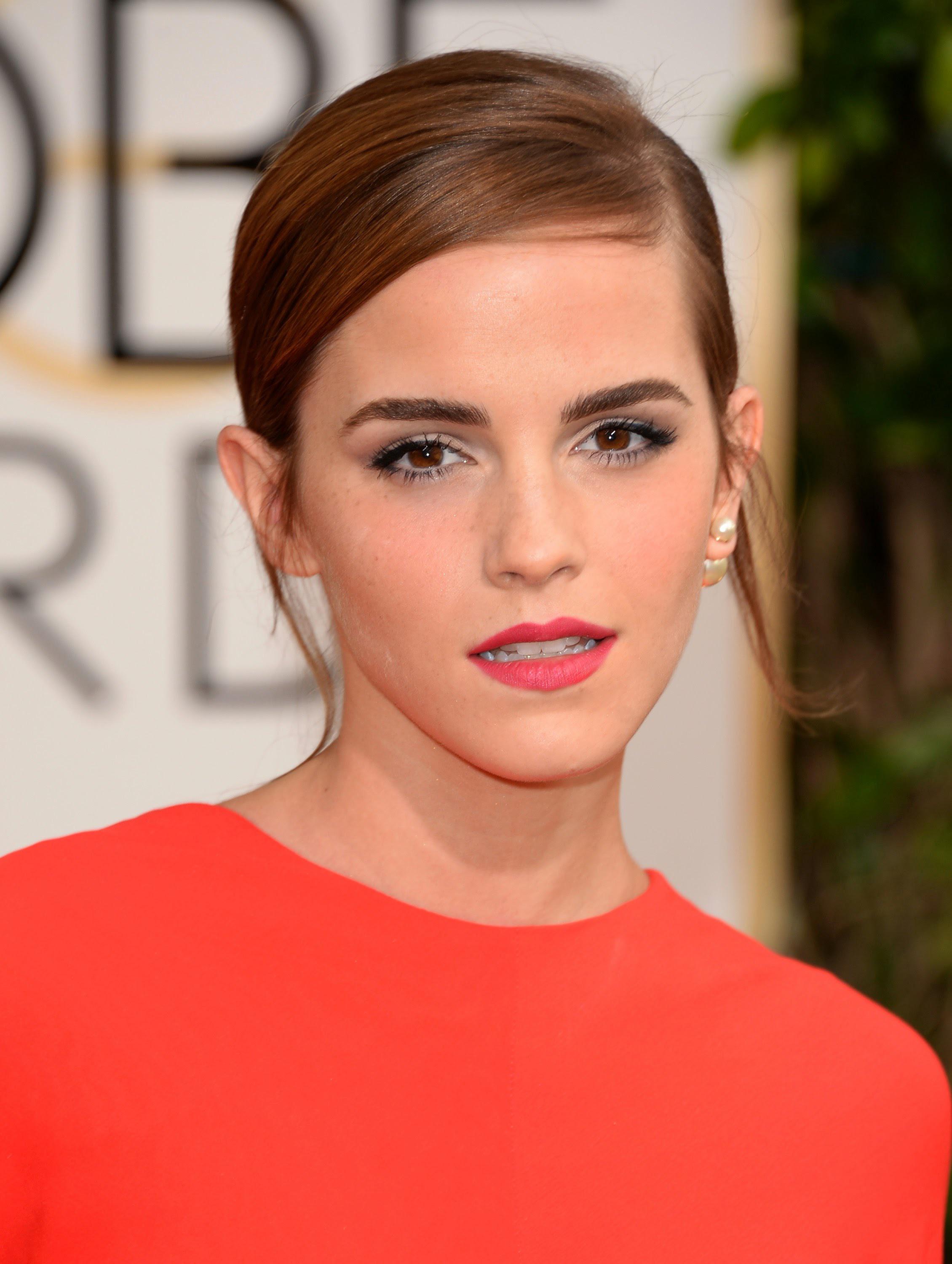 Emma Watson | Scrolller