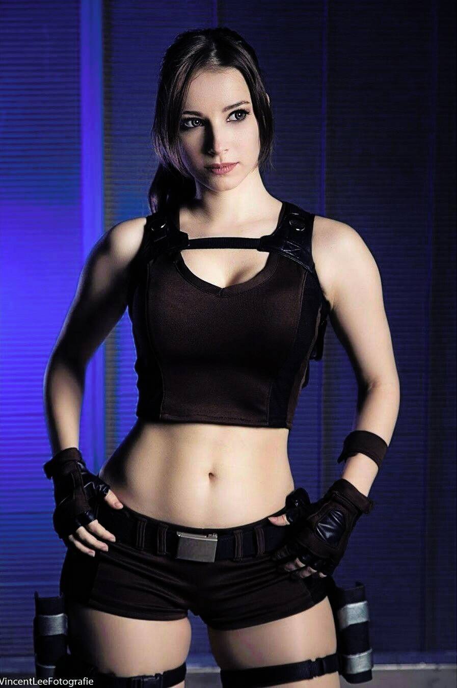 Enji Night | Scrolller