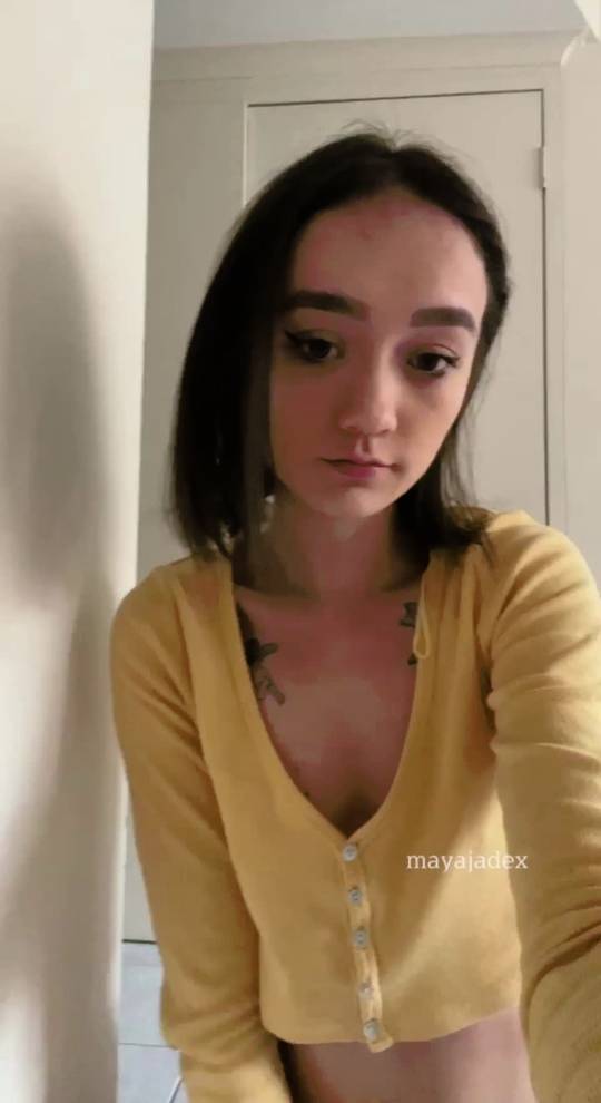 Enjoy My Tiny Tanned Aussie Boobs 😋 Scrolller