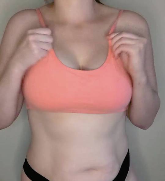 Enjoy the drop 😘 | Scrolller