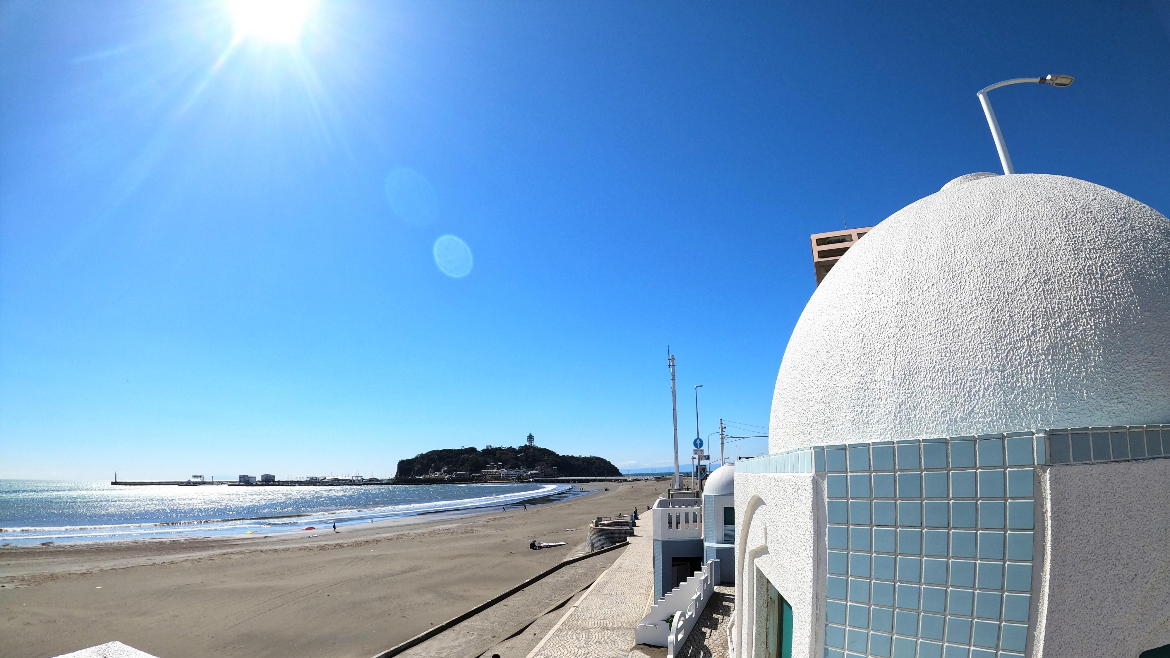 Enoshima beach ( Japan ) | Scrolller