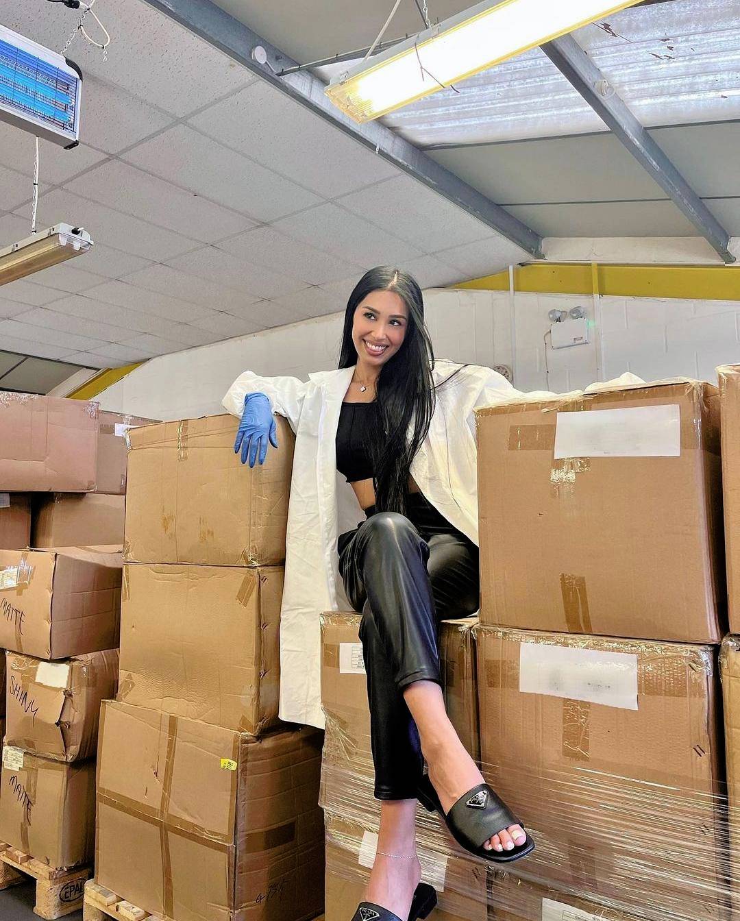 Erim Kaur | Scrolller