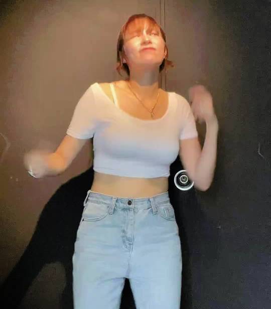 Ex- VIVA - Huening Lea | Scrolller