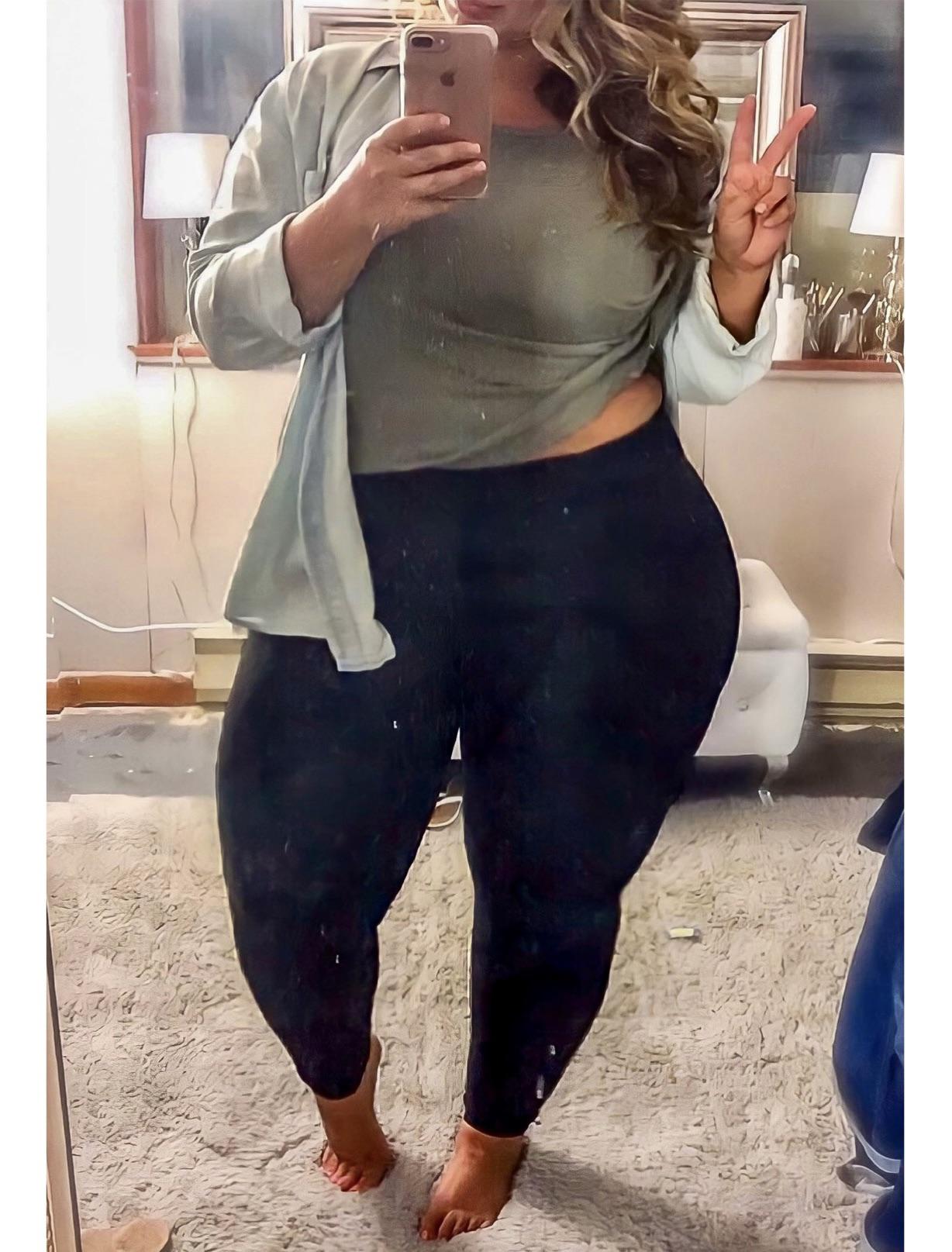 Extra thick and curvy | Scrolller
