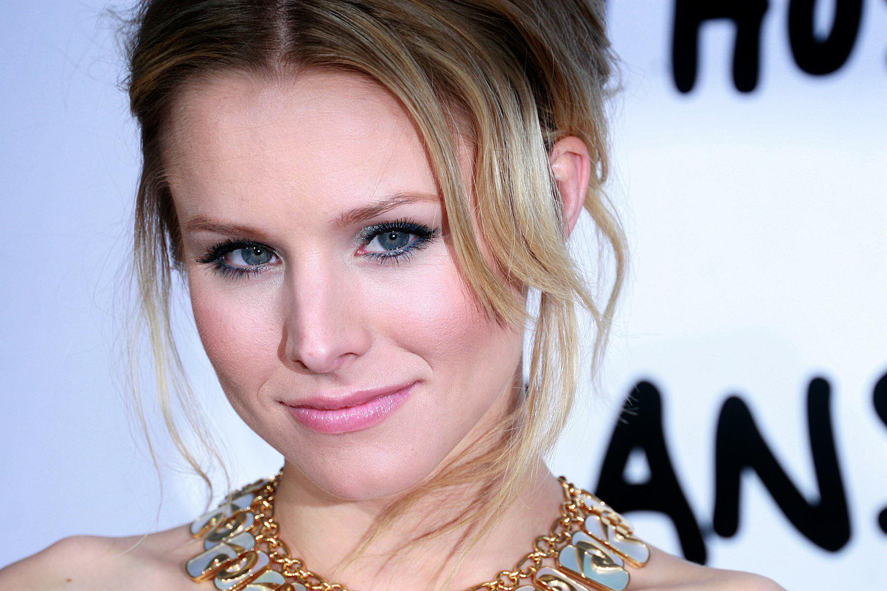 Eyes of mischief | Scrolller