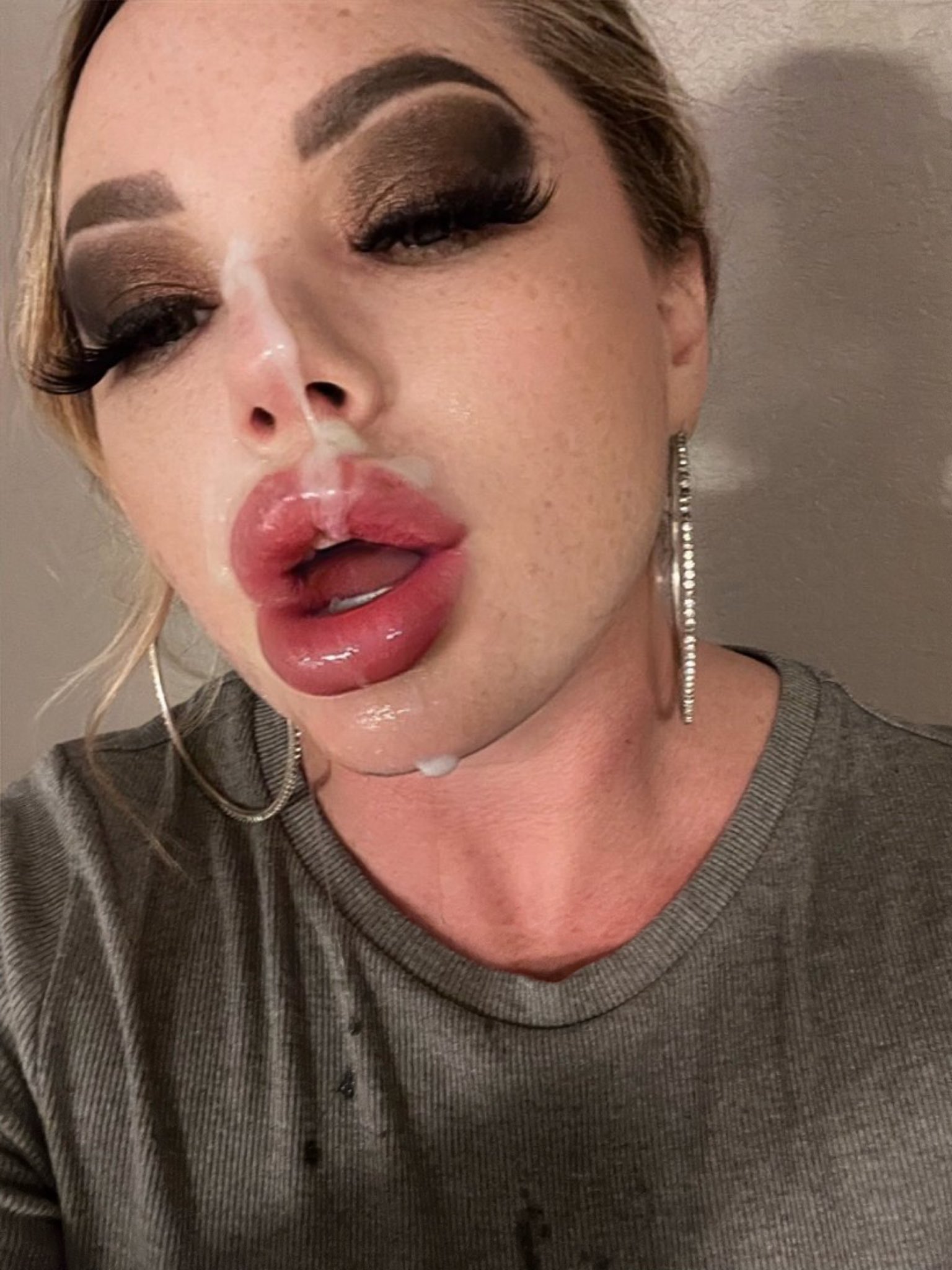 Facial time | Scrolller