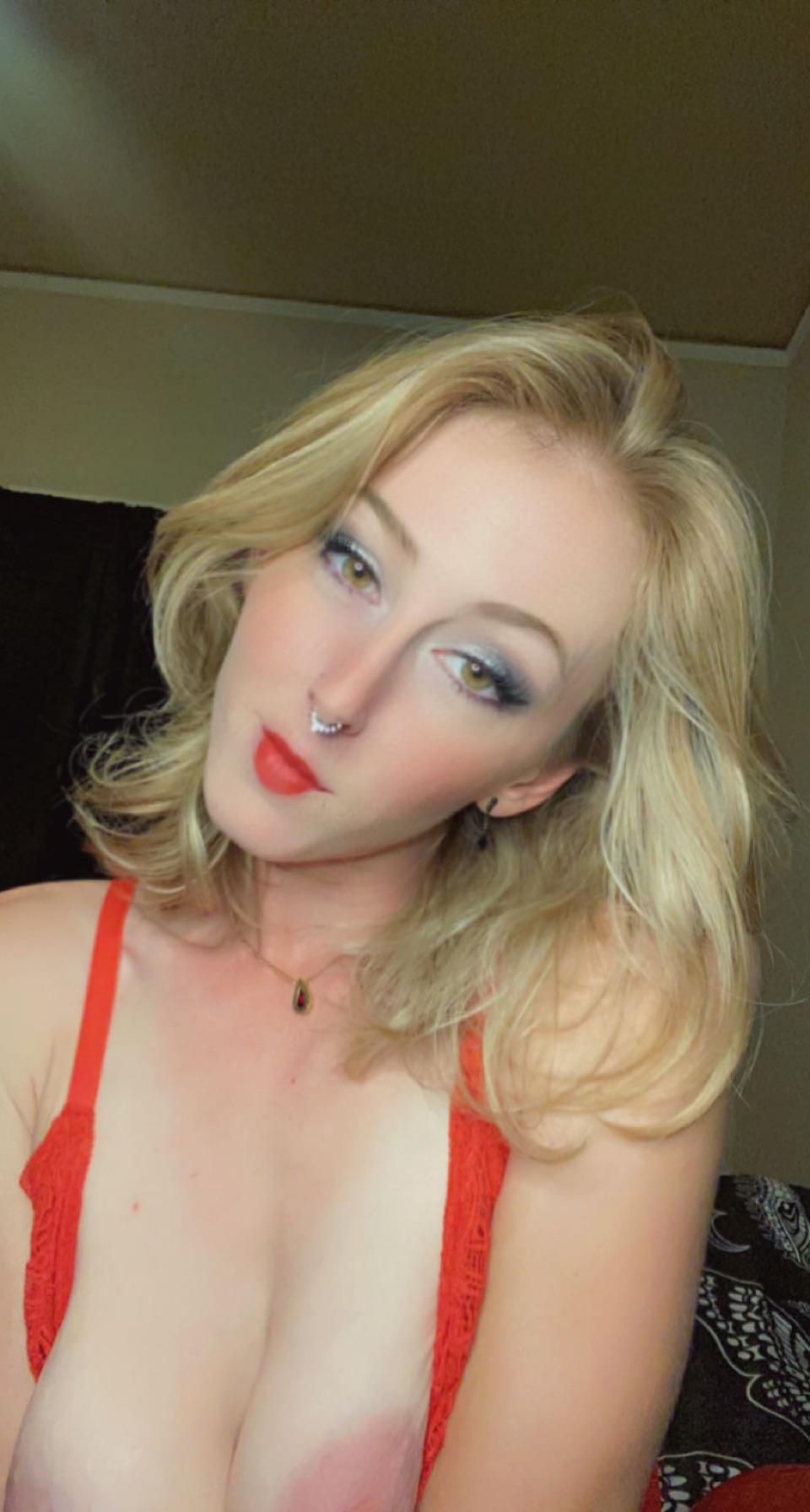 falling out 🫣 | Scrolller