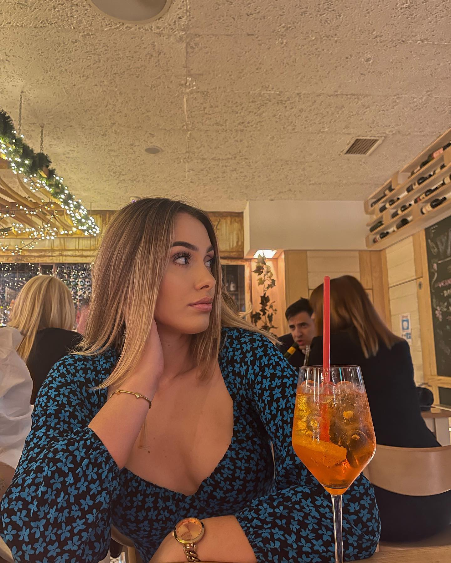 Fancy date | Scrolller