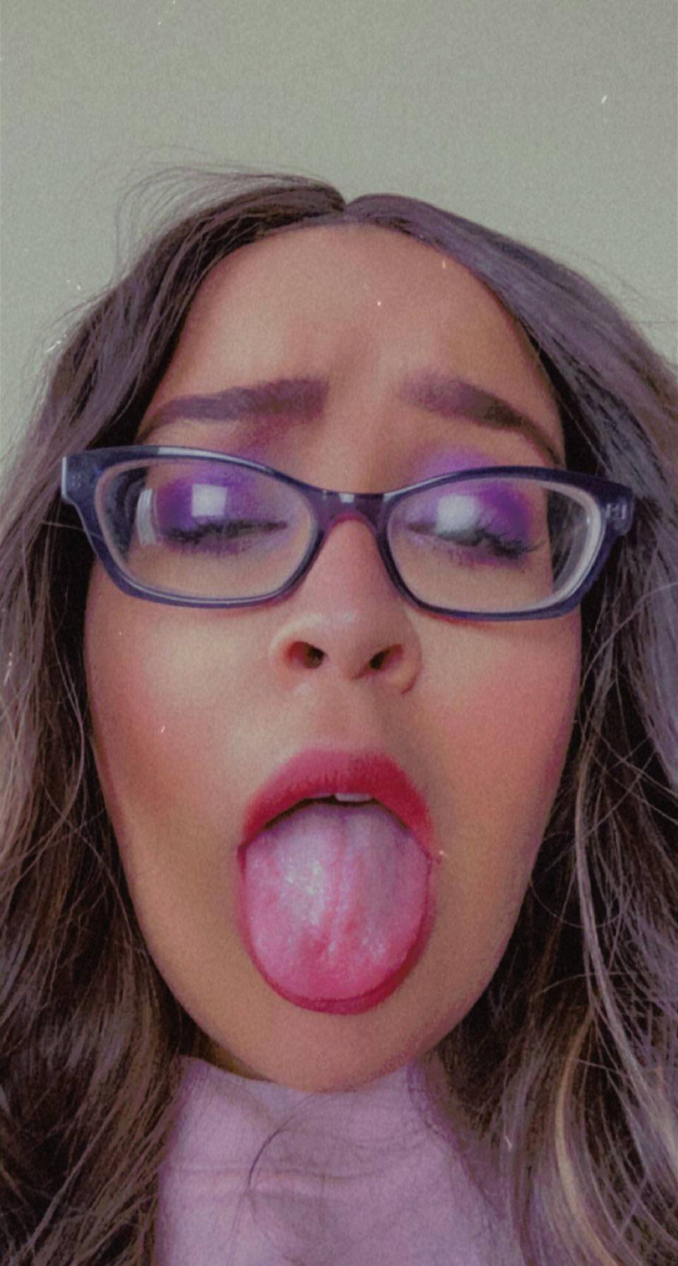 Feed me your babies | Scrolller