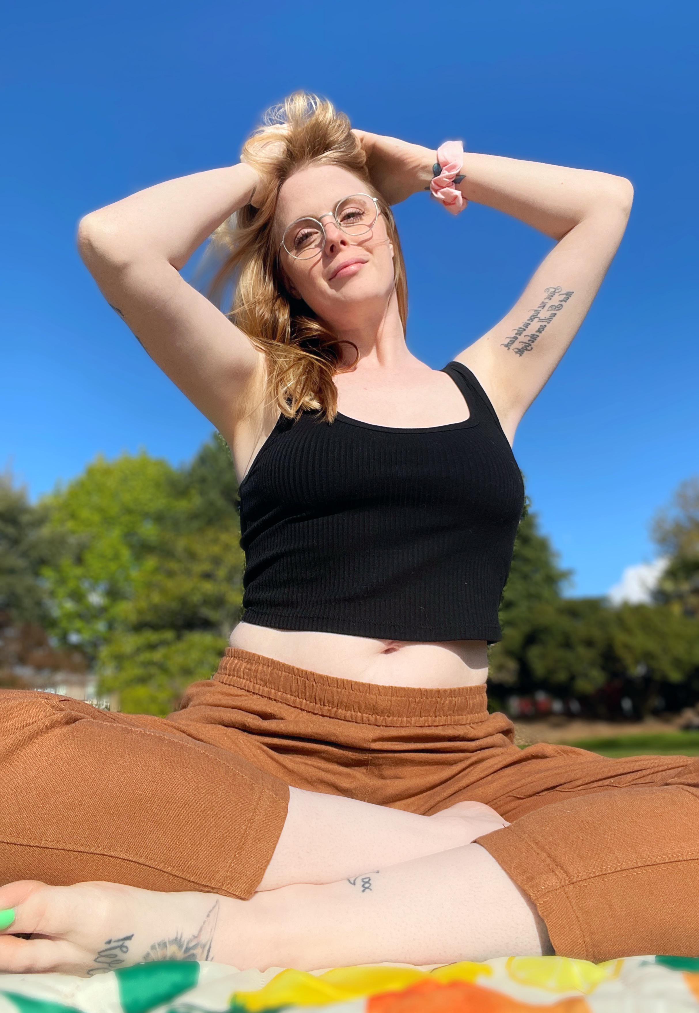 Feeling a nice pit breeze | Scrolller