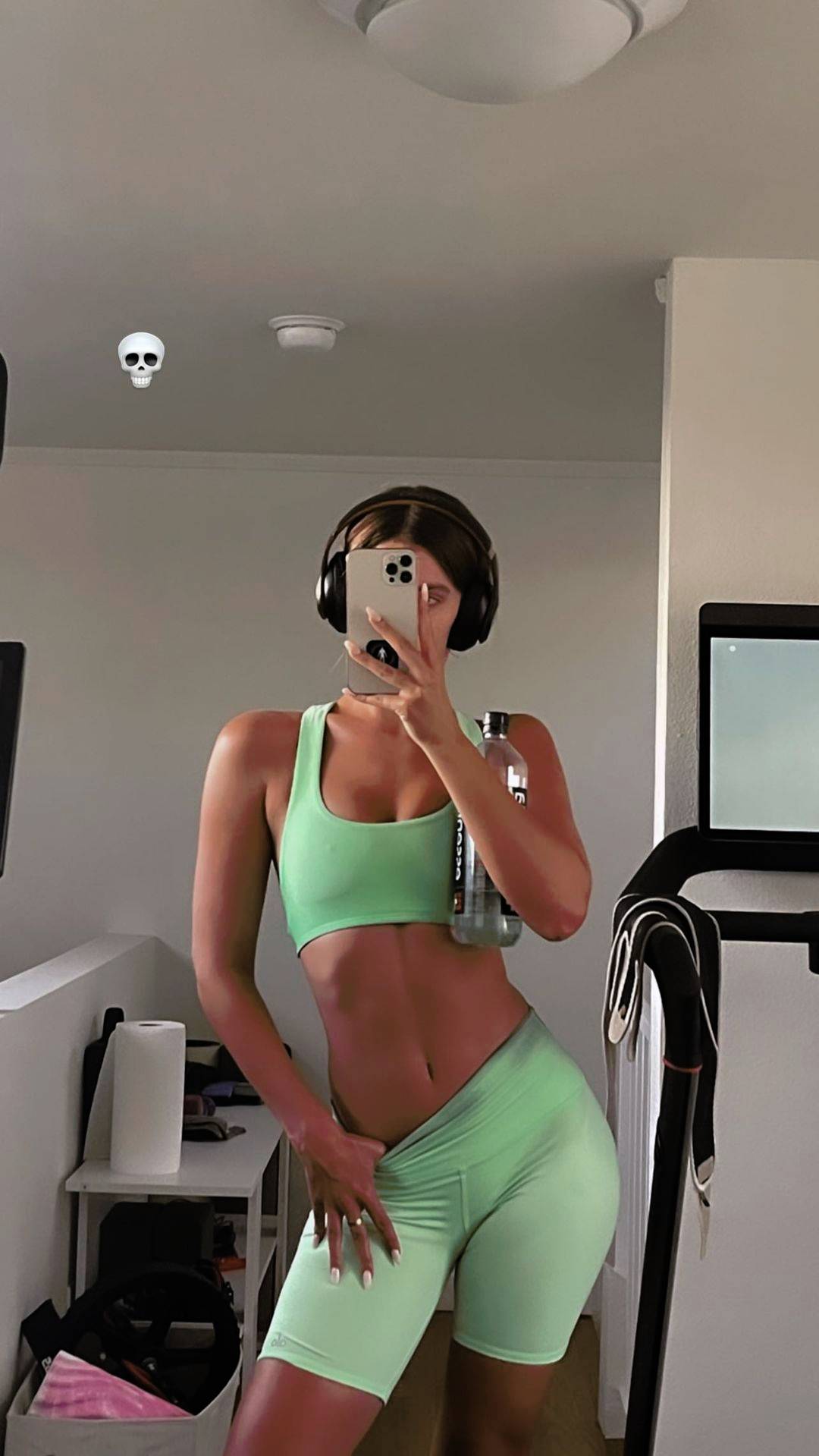 Fit check | Scrolller