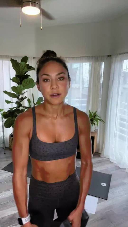 Fitness trainer Stef Corgel drenched in sweat | Scrolller